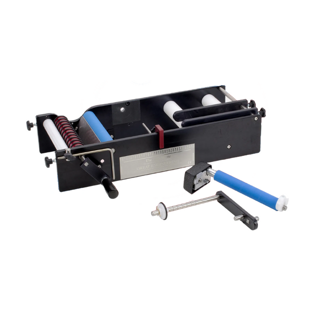 BENCHMATE + LABELER WITH SMALL BOTTLE ADAPTOR | A.O. Wilson Ltd.